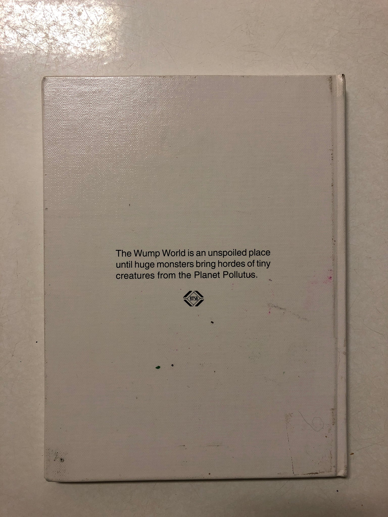 The Wump World – Slickcatbooks