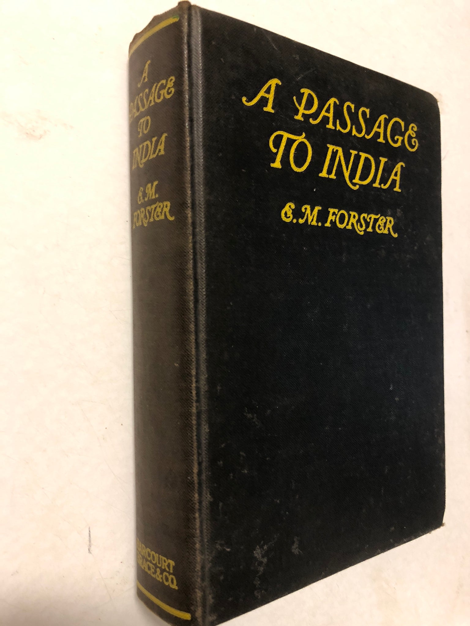 A Passage to India – Slickcatbooks