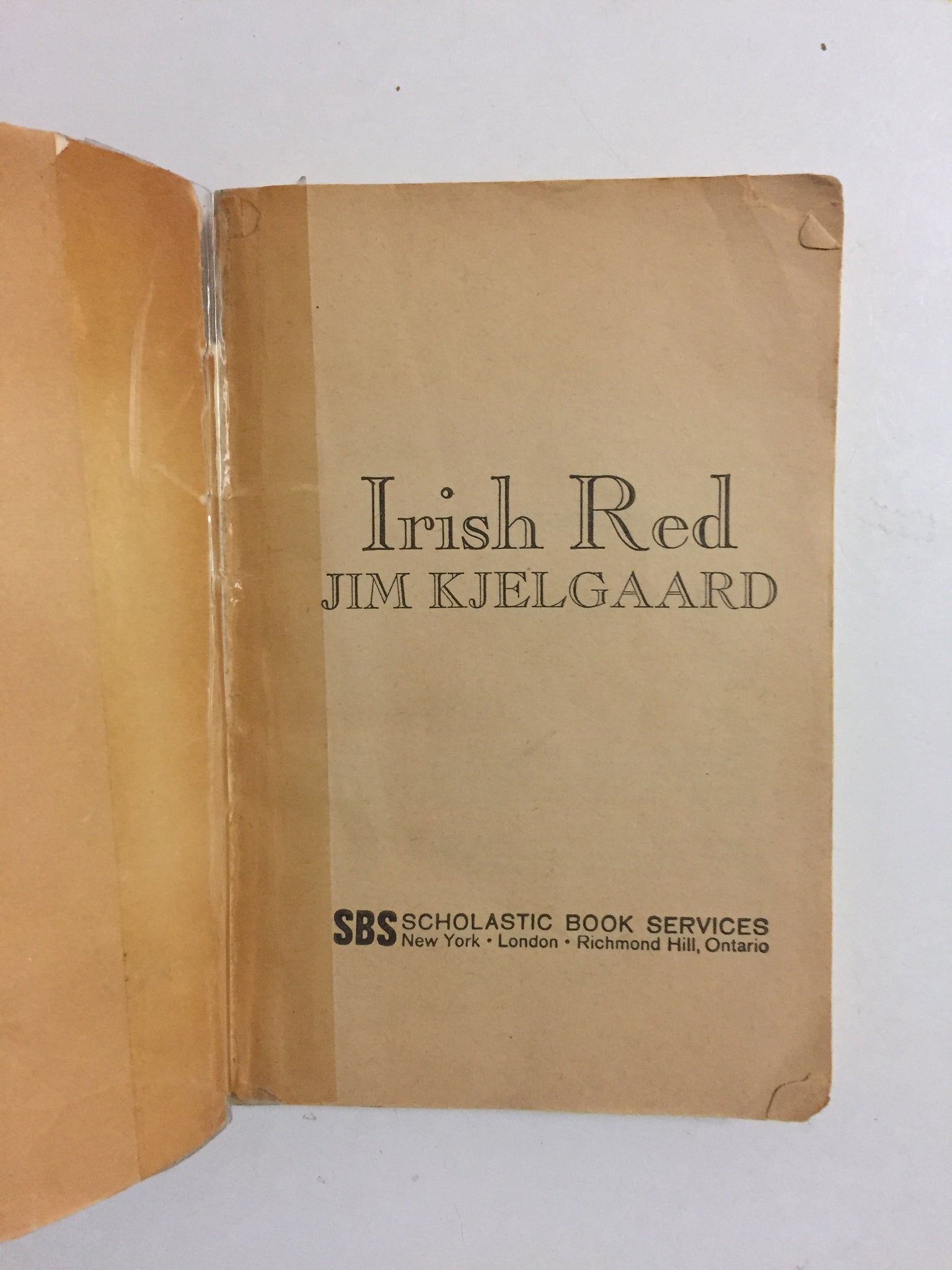 Irish Red – Slickcatbooks