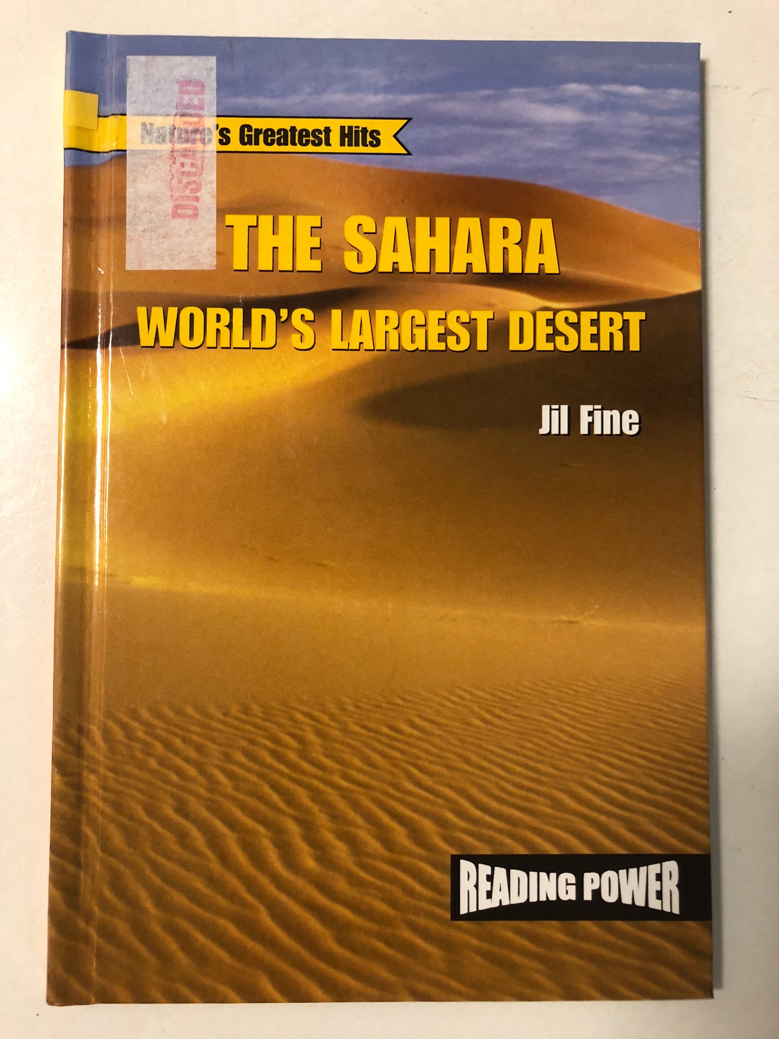The Sahara World’s Largest Desert (Nature’s Greatest Hits) – Slickcatbooks